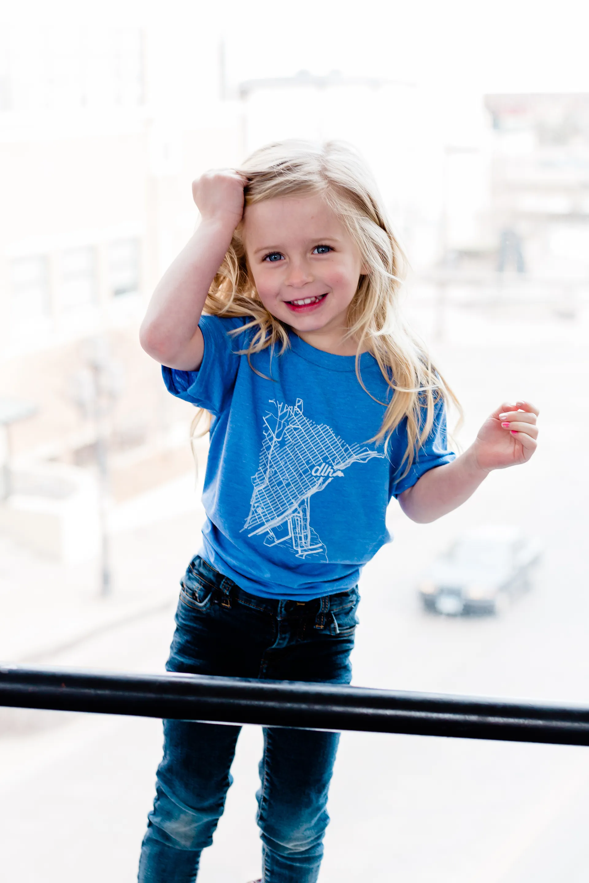 DLH Clothing - DLH Clothing: Design for Duluth-Inspired Apparel and Accessories - Šek Design Studio